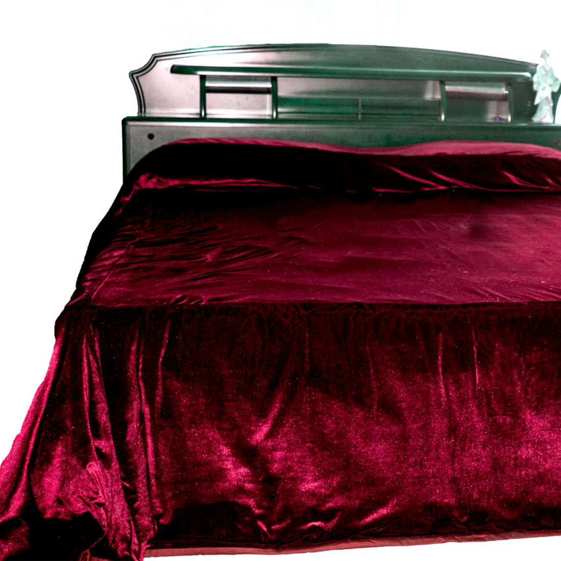 Shop Online for handmade luxury red velvet bedspreads at Casa Amore.